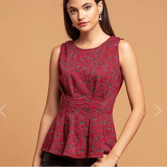 Eva Franco | Tops | Eva Franco Metallic Peplum Top Sleeveless Floral ...